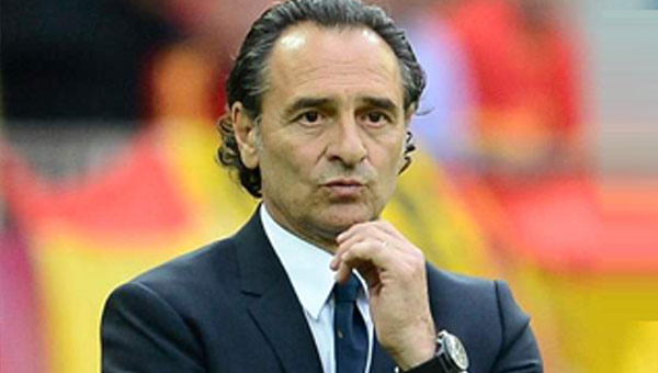 Erman Toroğlu: 'Tuvalette boğazını sıkardı'