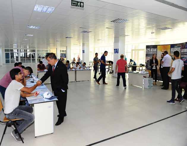 TAİ'den 205 öğrenciye burs ve iş imkanı