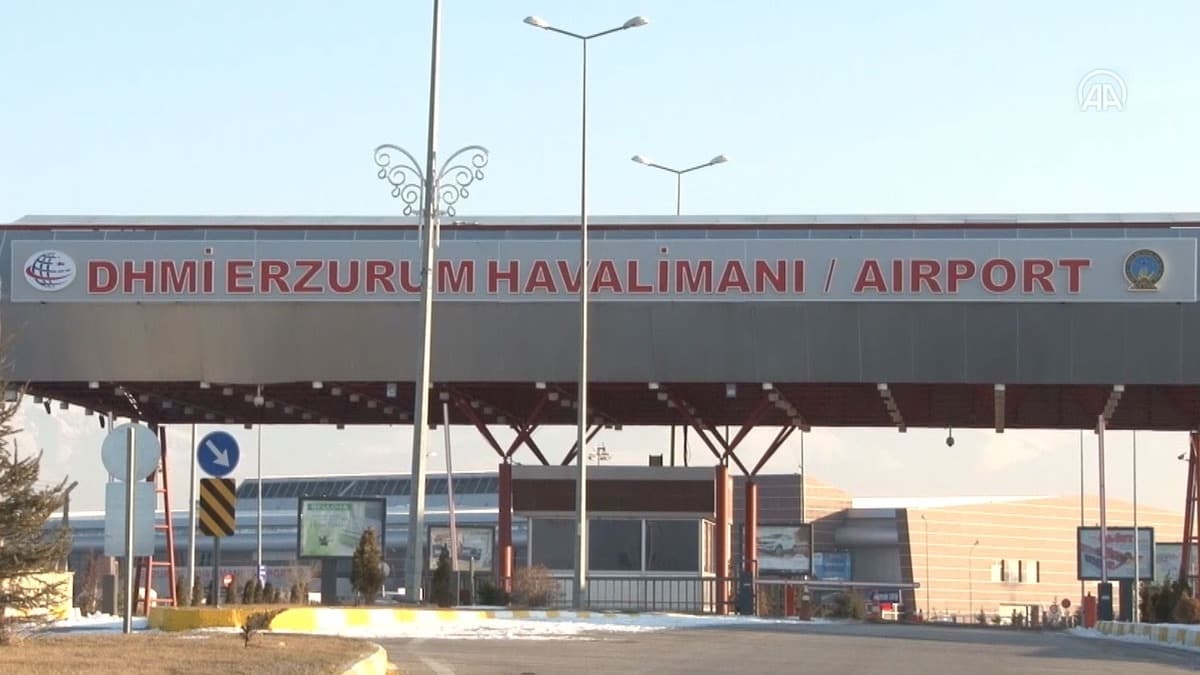 Erzurum Havalimanı'nda sis nedeniyle uçuş iptallerine ''CAT 3A''lı çözüm