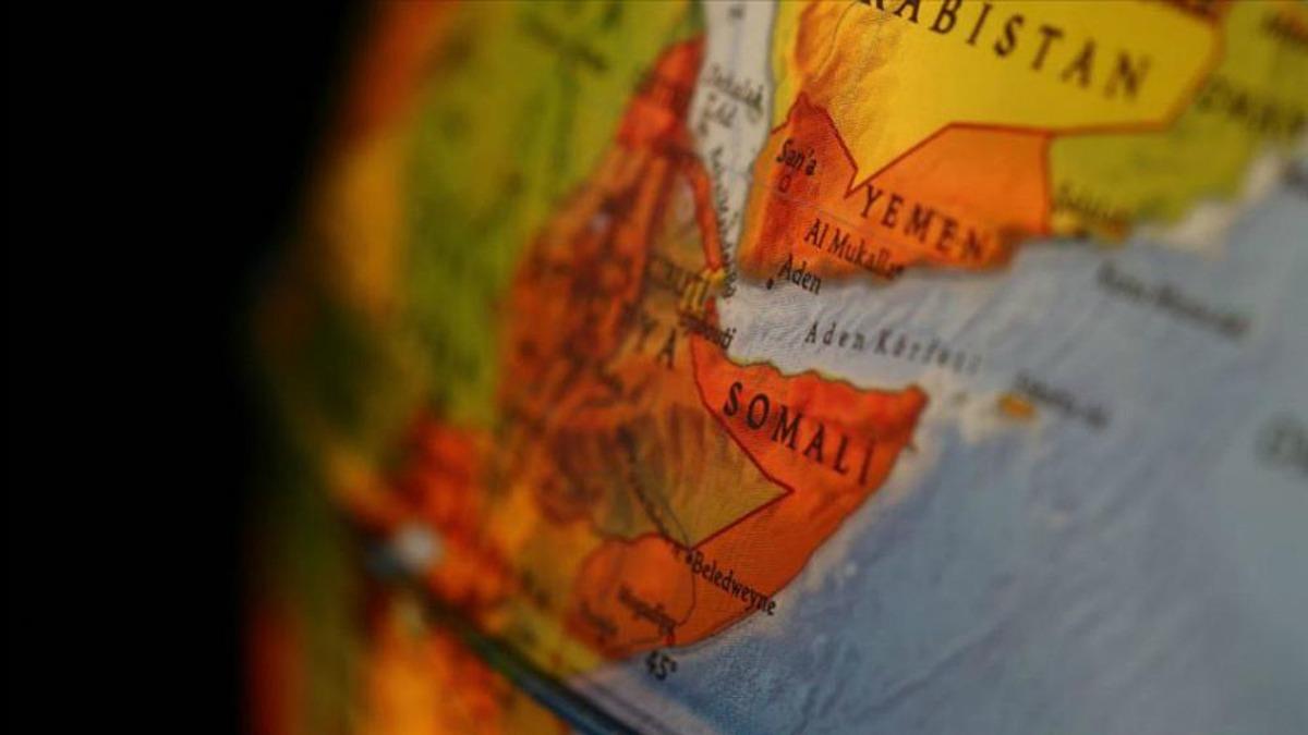 Somali Başbakanı Roble, Cumhurbaşkanı Fermacu'nun yetkilerini askıya ...