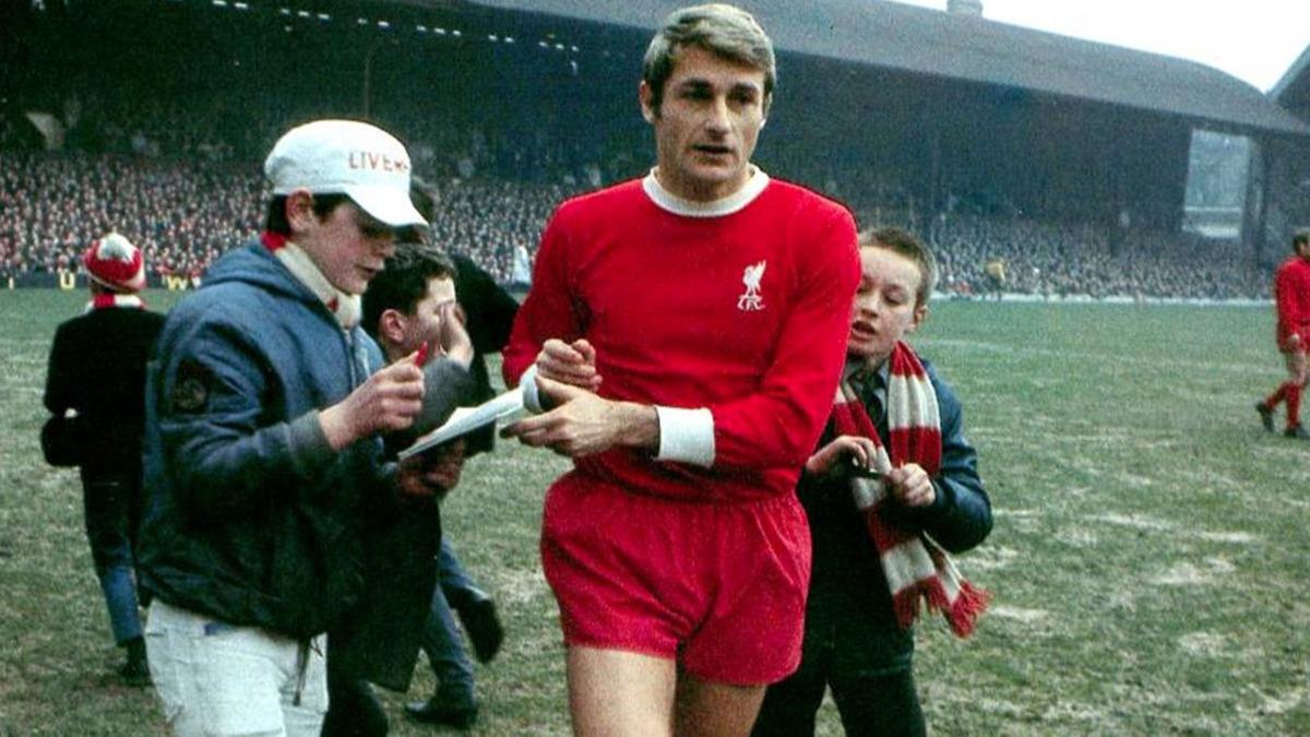 Liverpool'un efsane ismi Roger Hunt hayatını kaybetti