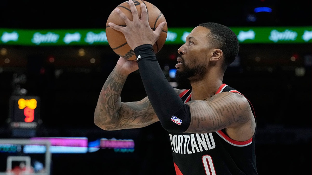 Damian Lillard, Portland Trail Blazers tarihine geçti