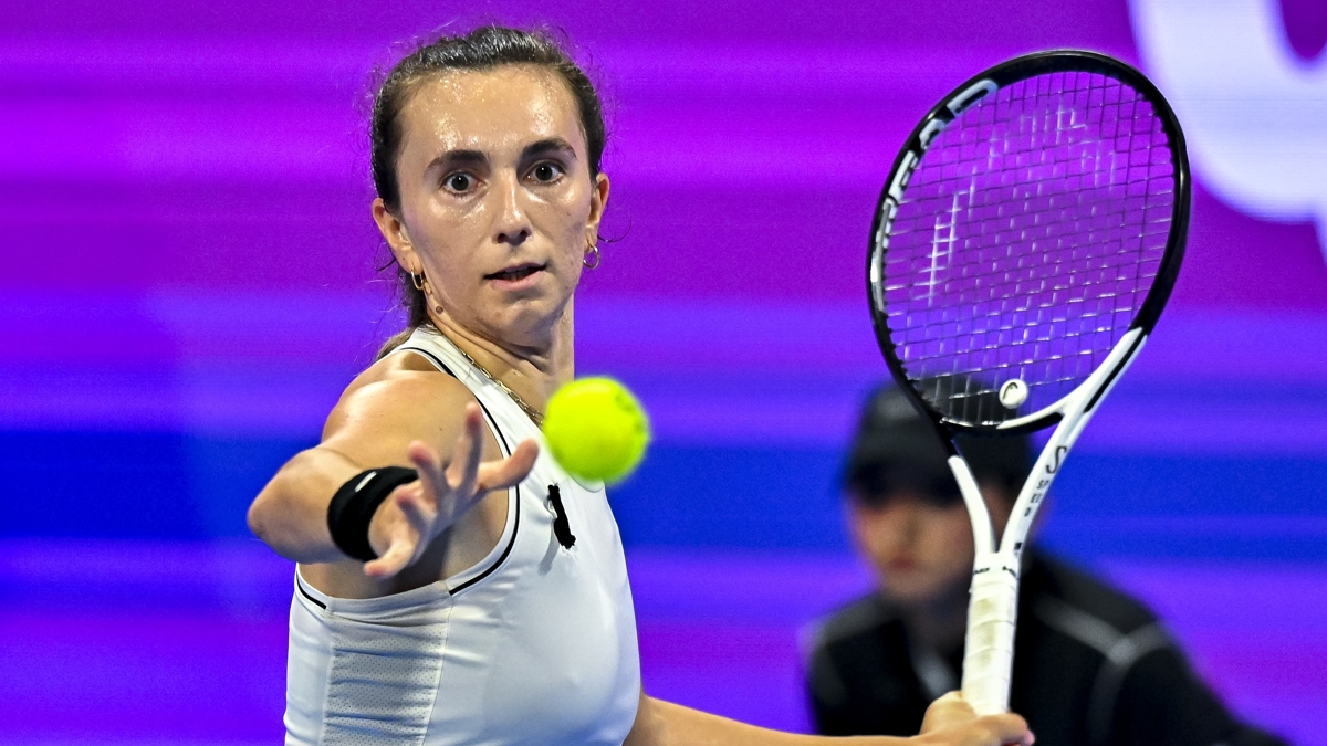 Milli tenisçi İpek Öz'den anlamlı hareket