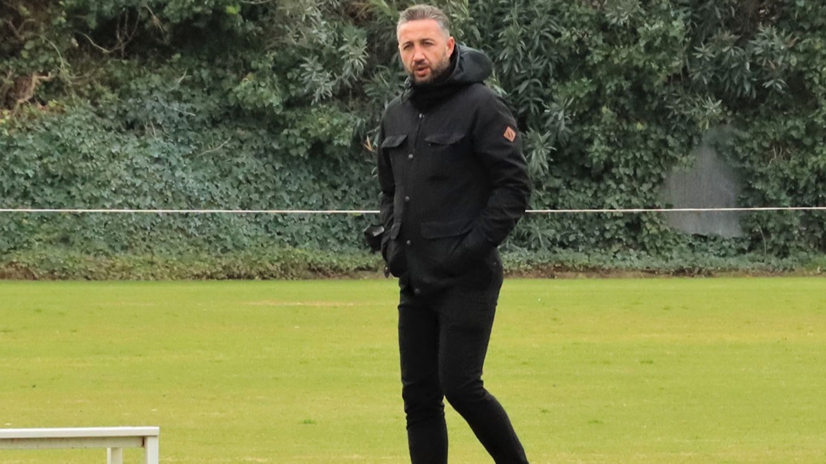 Altay, Tuna Üzümcü'ye emanet