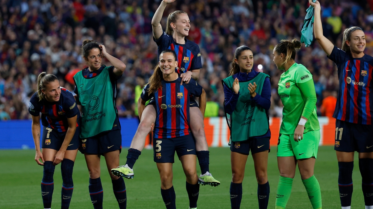Kadınlar Şampiyonlar Ligi finaline ilk yükselen isim Barcelona oldu