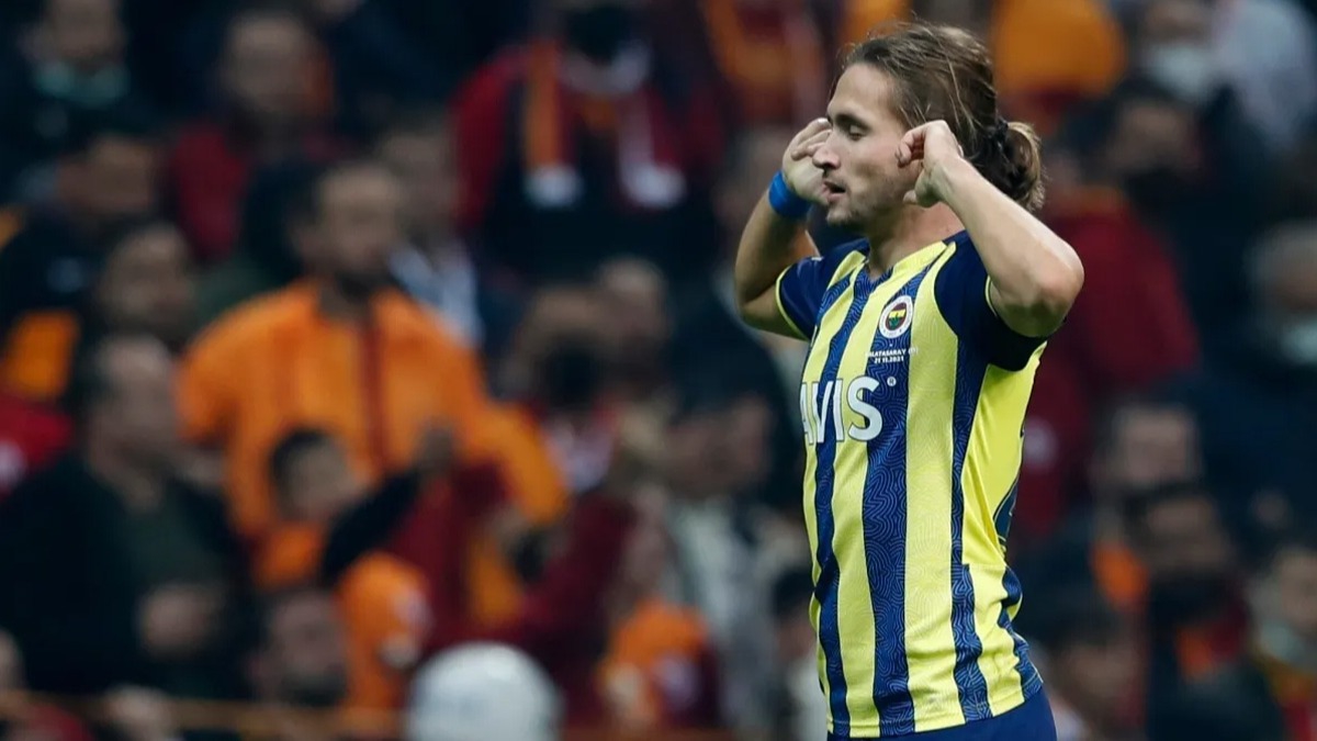 Fenerbahçe, Miguel Crespo ile sözleşme yenileyecek