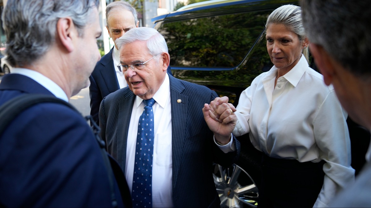 Menendez'in eşinin trafik kazasında ölüme neden olduğu ortaya çıktı