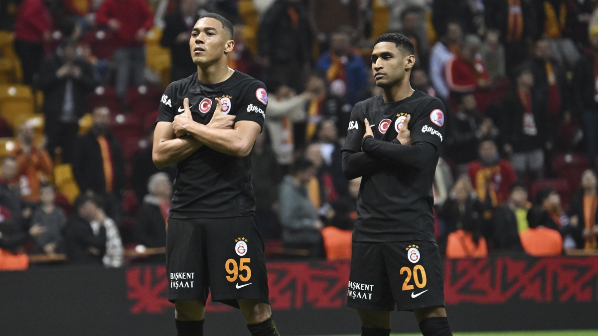 Tete, Carlos Vinicius'un her zaman yanında