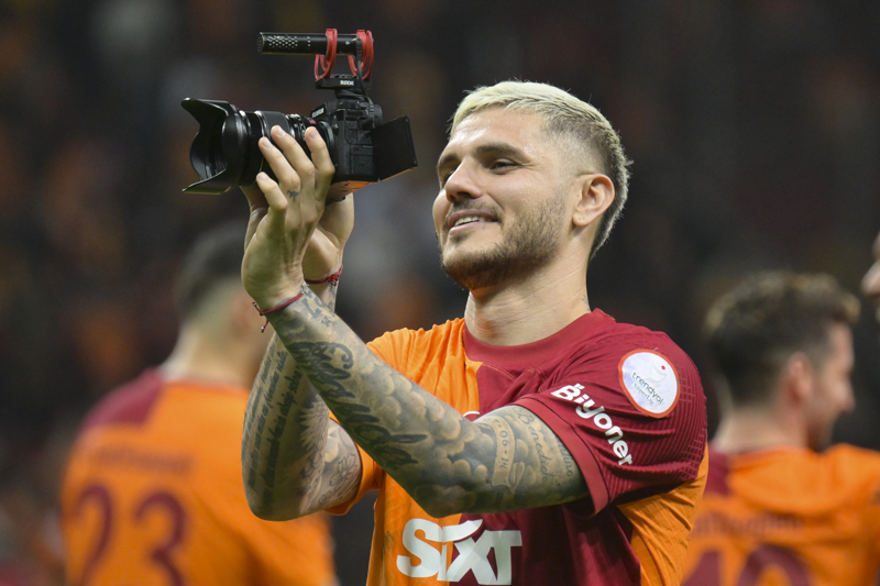 Mauro Icardi, Edin Dzeko'yu yakaladı! Kariyer rekoruna koşuyor