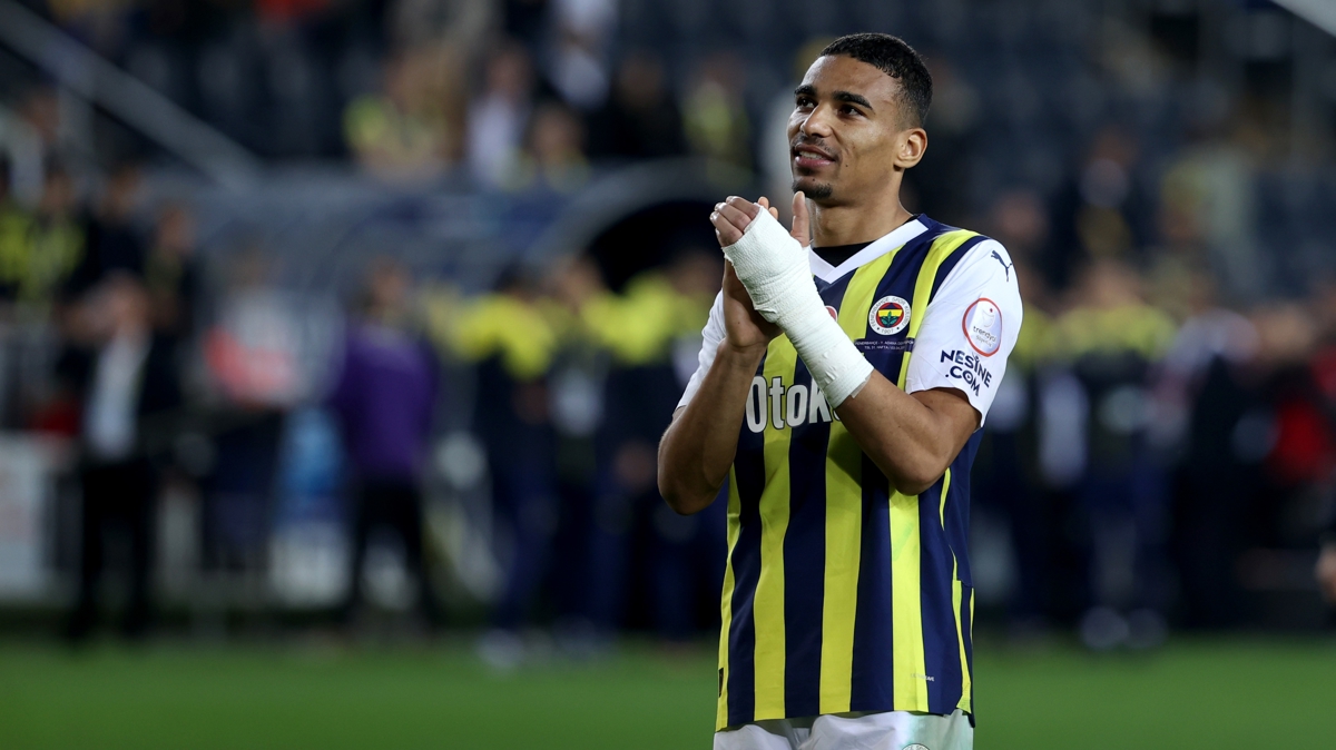 İsmail Kartal'ın savunmadaki vazgeçilmezi Alexander Djiku
